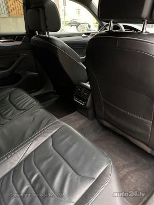 Balts Volkswagen Arteon 2018 Tallina, ar dzinēja tilpumu 2.00 L un nobraukumu 98 tūkst. km par 22400 €, foto 15 vietnē AUTOMOTO.COM.LV