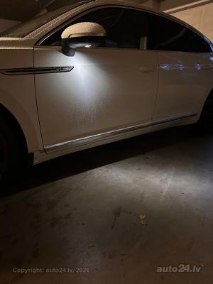 Balts Volkswagen Arteon 2018 Tallina, ar dzinēja tilpumu 2.00 L un nobraukumu 98 tūkst. km par 22400 €, foto 23 vietnē AUTOMOTO.COM.LV