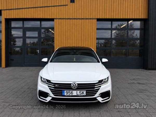 White Volkswagen Arteon 2018 in Tartu, with an engine capacity of 2.00 L and mileage of 98 thousand km for 21900 €, photo 1 on AUTOMOTO.COM.LV