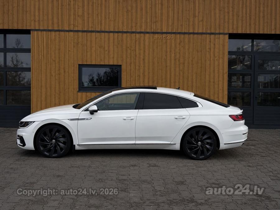 White Volkswagen Arteon 2018 in Tartu, with an engine capacity of 2.00 L and mileage of 98 thousand km for 21900 €, photo 5 on AUTOMOTO.COM.LV