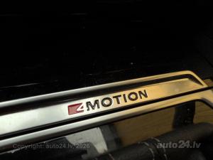 White Volkswagen Arteon 2018 in Tartu, with an engine capacity of 2.00 L and mileage of 98 thousand km for 21900 €, photo 18 on AUTOMOTO.COM.LV