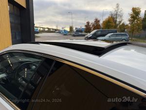 White Volkswagen Arteon 2018 in Tartu, with an engine capacity of 2.00 L and mileage of 98 thousand km for 21900 €, photo 19 on AUTOMOTO.COM.LV