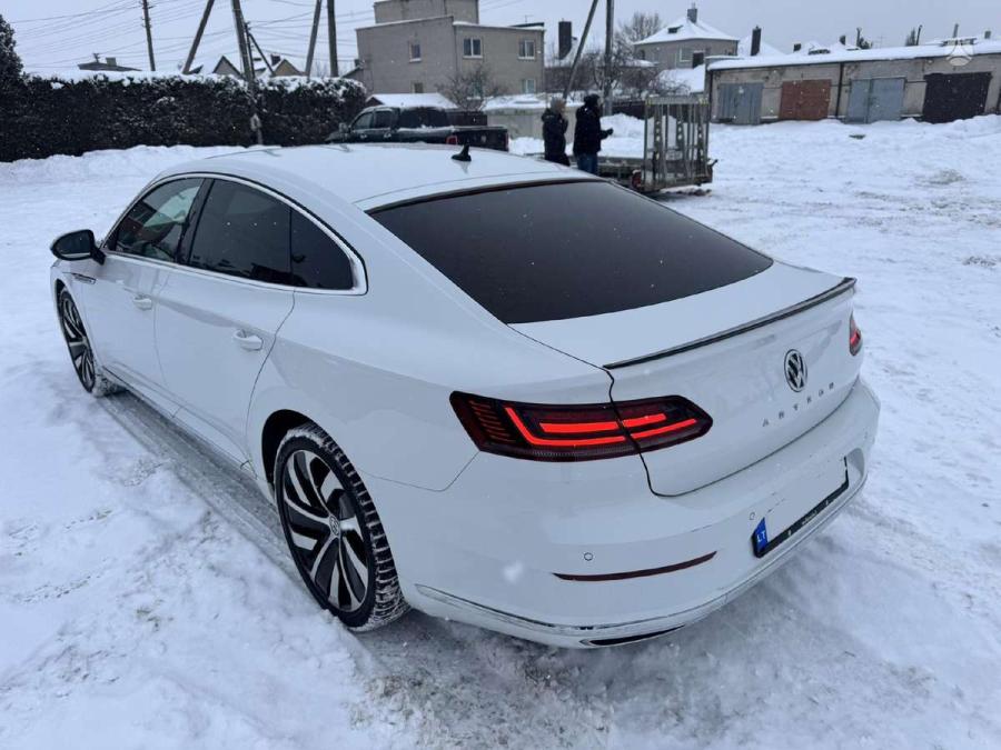Balts Volkswagen Arteon 2019 Kauņa, ar dzinēja tilpumu 1.97 L un nobraukumu 240 tūkst. km par 18500 €, foto 3 vietnē AUTOMOTO.COM.LV