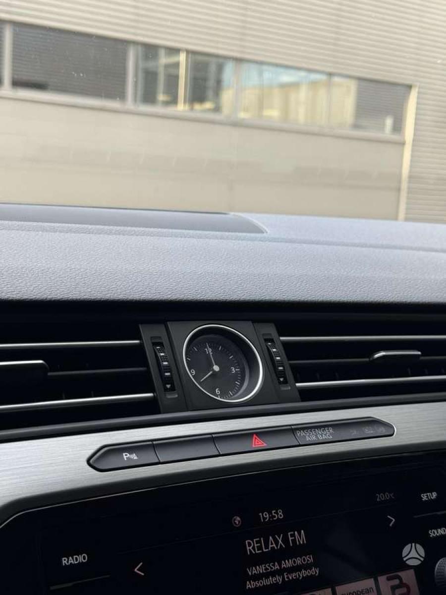 Balts Volkswagen Arteon 2019 Viļņa, ar dzinēja tilpumu 1.50 L un nobraukumu 155 tūkst. km par 16900 €, foto 34 vietnē AUTOMOTO.COM.LV