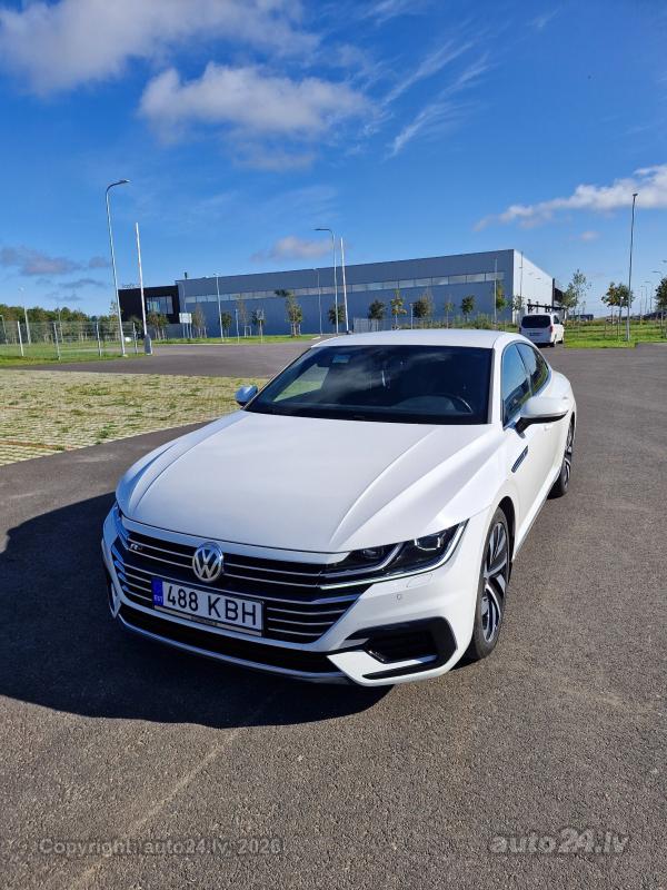 White Volkswagen Arteon 2019 in Tallinn, with an engine capacity of 2.00 L and mileage of 101 thousand km for 24900 €, photo 1 on AUTOMOTO.COM.LV