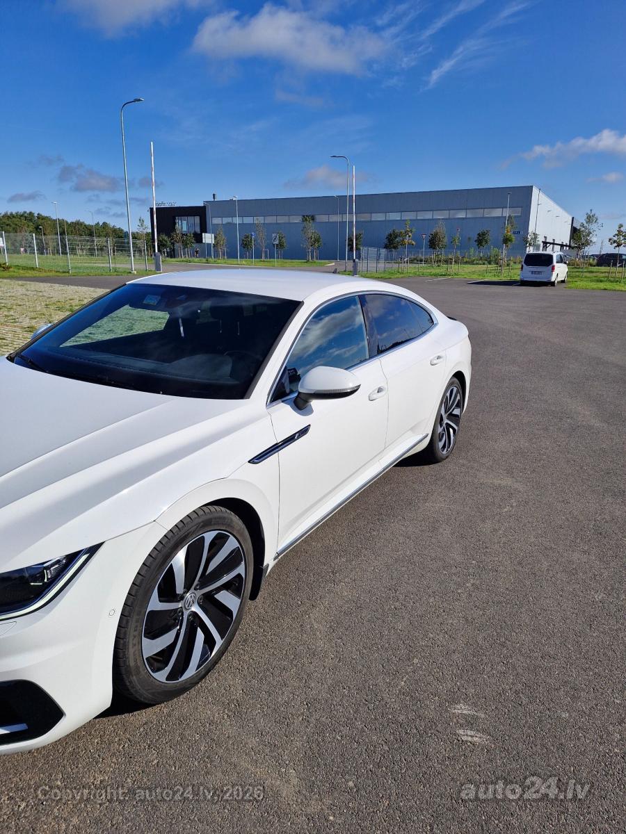 Balts Volkswagen Arteon 2019 Tallina, ar dzinēja tilpumu 2.00 L un nobraukumu 101 tūkst. km par 24900 €, foto 3 vietnē AUTOMOTO.COM.LV