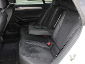 White Volkswagen Arteon 2019 in Klaipeda, with an engine capacity of 1.98 L and mileage of 138 thousand km for 18500 €, photo 11 on AUTOMOTO.COM.LV