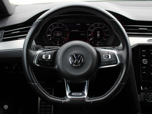 White Volkswagen Arteon 2019 in Klaipeda, with an engine capacity of 1.98 L and mileage of 138 thousand km for 18500 €, photo 15 on AUTOMOTO.COM.LV