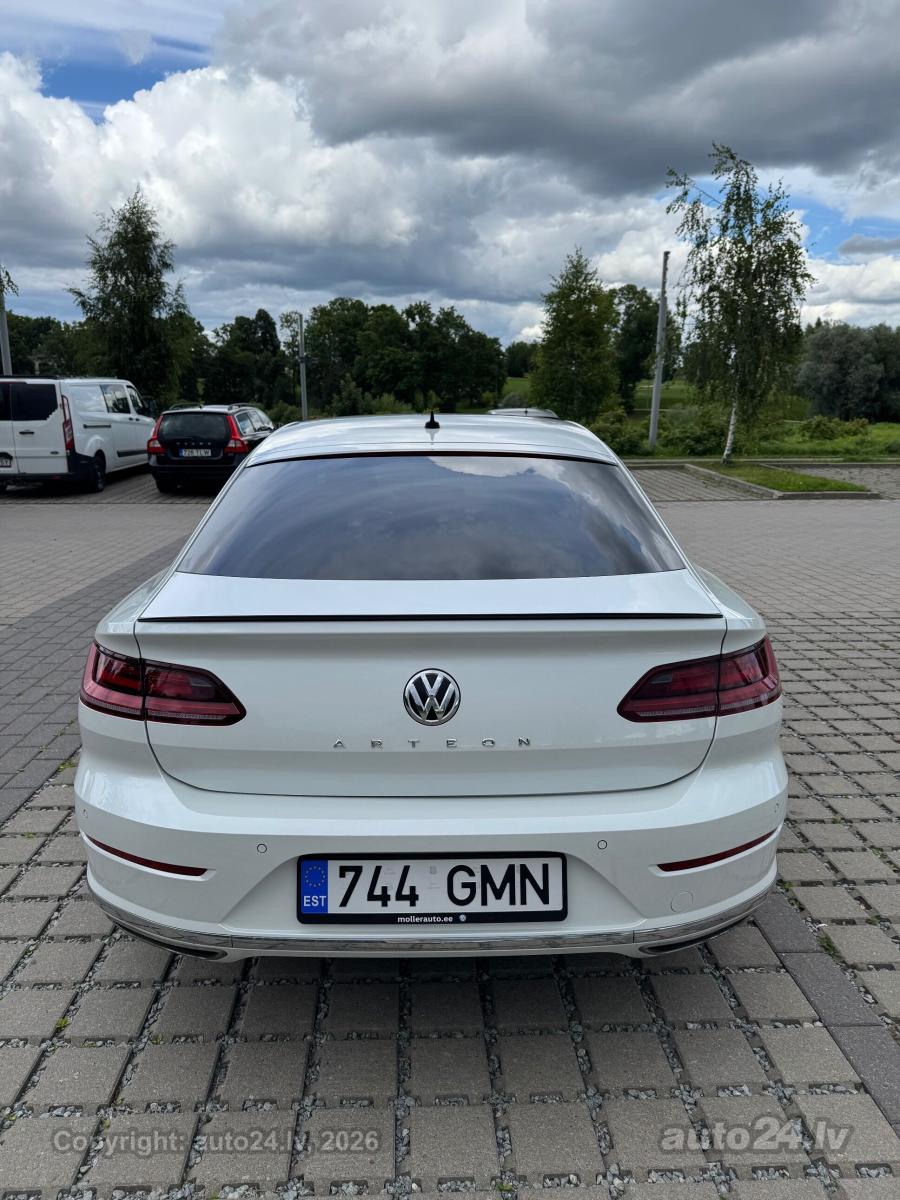 White Volkswagen Arteon 2019 in Tallinn, with an engine capacity of 2.00 L and mileage of 95 thousand km for 23490 €, photo 6 on AUTOMOTO.COM.LV