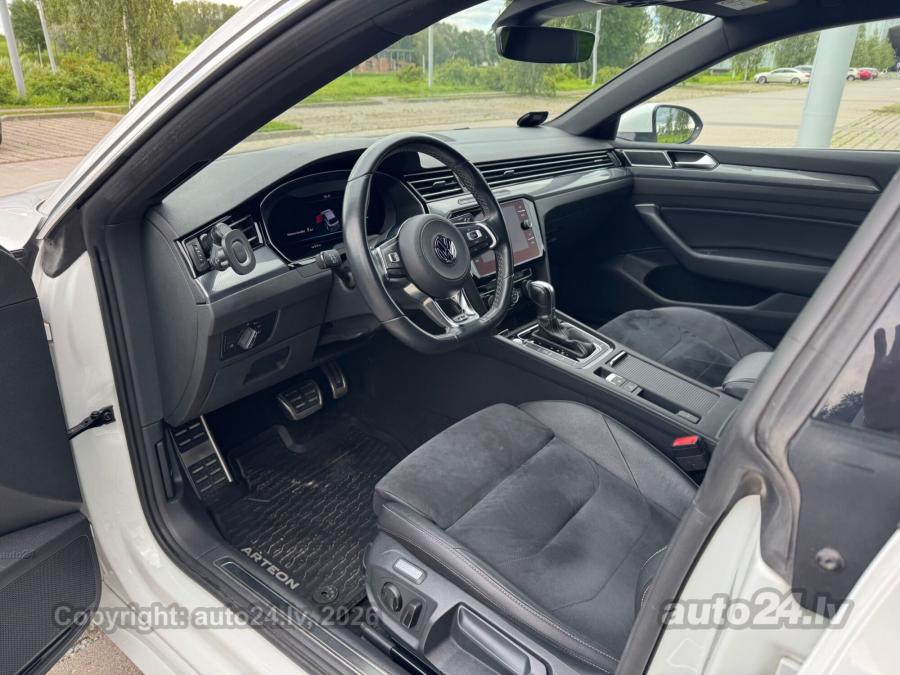 White Volkswagen Arteon 2019 in Tallinn, with an engine capacity of 2.00 L and mileage of 95 thousand km for 23490 €, photo 9 on AUTOMOTO.COM.LV