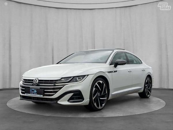 White Volkswagen Arteon 2021 in Marijampole, with an engine capacity of 2.00 L and mileage of 16 thousand km for 28250 €, photo 5 on AUTOMOTO.COM.LV