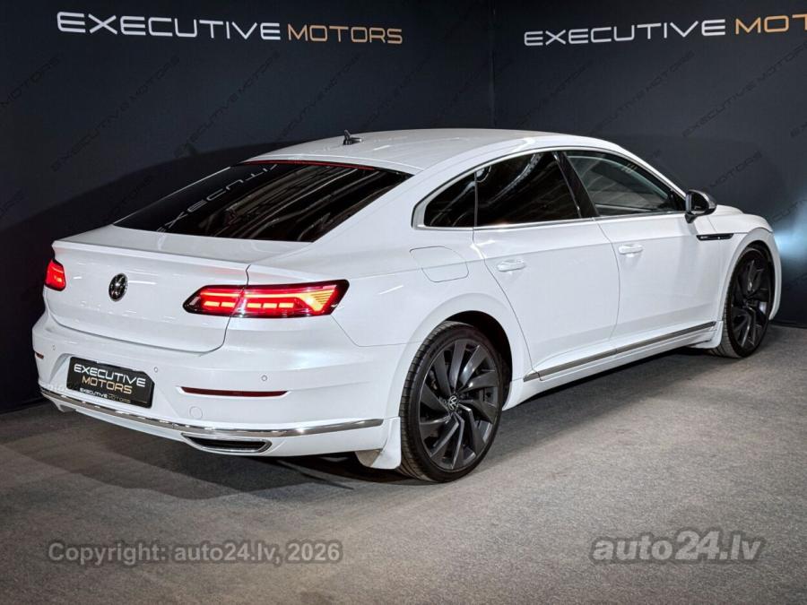 Balts Volkswagen Arteon 2021 Tallina, ar dzinēja tilpumu 2.00 L un nobraukumu 100 tūkst. km par 31900 €, foto 2 vietnē AUTOMOTO.COM.LV
