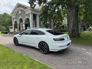 Balts Volkswagen Arteon 2021 Tallina, ar dzinēja tilpumu 2.00 L un nobraukumu 142 tūkst. km par 27000 €, foto 4 vietnē AUTOMOTO.COM.LV