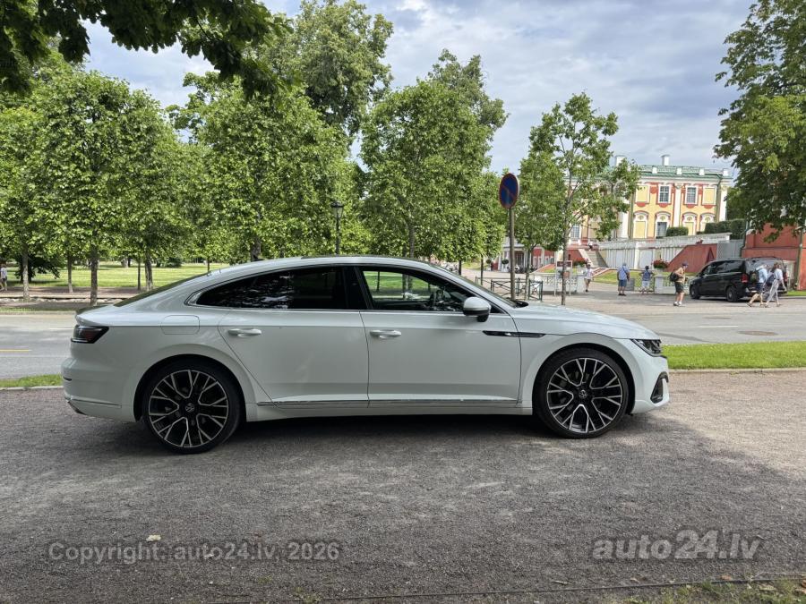 Balts Volkswagen Arteon 2021 Tallina, ar dzinēja tilpumu 2.00 L un nobraukumu 142 tūkst. km par 27000 €, foto 5 vietnē AUTOMOTO.COM.LV