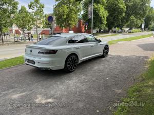 Balts Volkswagen Arteon 2021 Tallina, ar dzinēja tilpumu 2.00 L un nobraukumu 142 tūkst. km par 27000 €, foto 8 vietnē AUTOMOTO.COM.LV