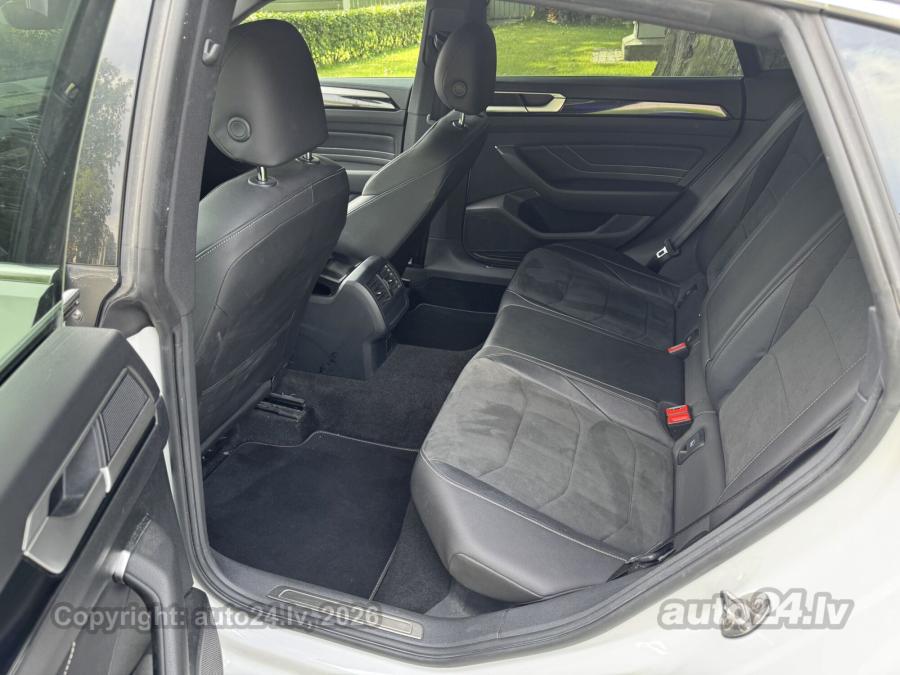 Balts Volkswagen Arteon 2021 Tallina, ar dzinēja tilpumu 2.00 L un nobraukumu 142 tūkst. km par 27000 €, foto 13 vietnē AUTOMOTO.COM.LV