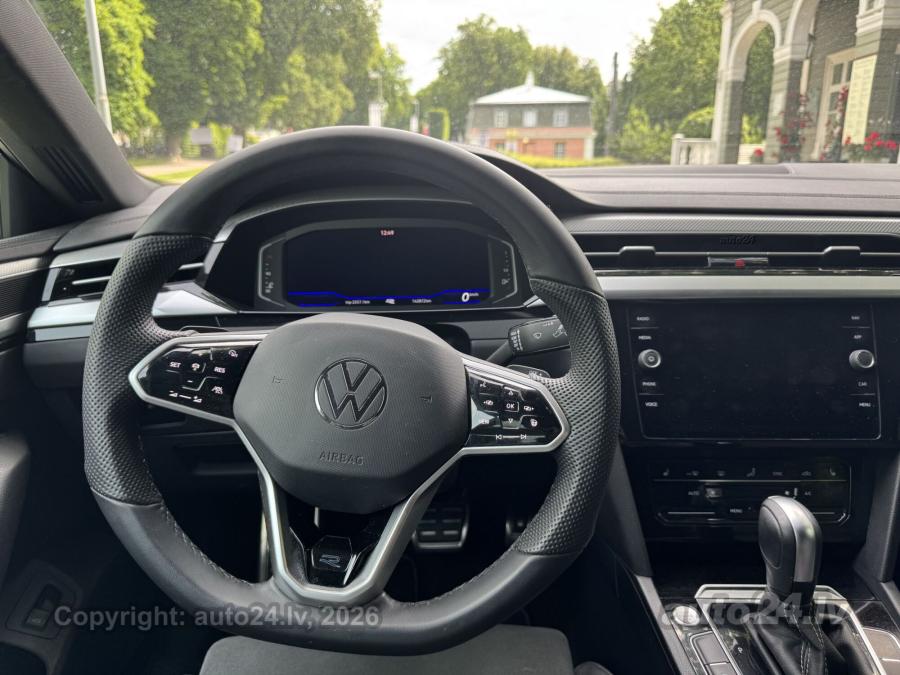 Balts Volkswagen Arteon 2021 Tallina, ar dzinēja tilpumu 2.00 L un nobraukumu 142 tūkst. km par 27000 €, foto 15 vietnē AUTOMOTO.COM.LV