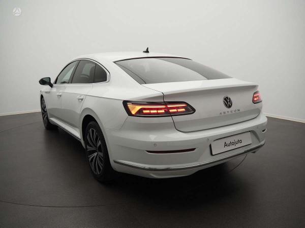 Balts Volkswagen Arteon 2021 Viļņa, ar dzinēja tilpumu 1.97 L un nobraukumu 137 tūkst. km par 21800 €, foto 6 vietnē AUTOMOTO.COM.LV