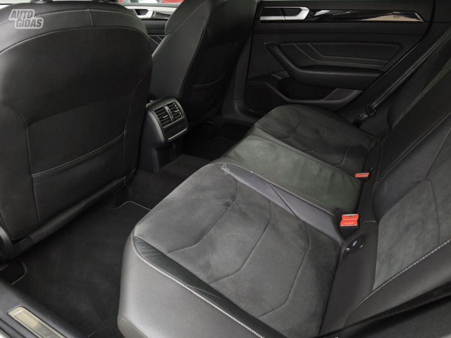 White Volkswagen Arteon 2021 in Kaunas, with an engine capacity of 2.00 L and mileage of 84 thousand km for 25972 €, photo 12 on AUTOMOTO.COM.LV