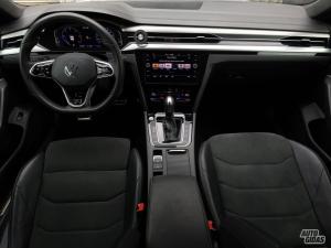 White Volkswagen Arteon 2021 in Kaunas, with an engine capacity of 2.00 L and mileage of 84 thousand km for 25972 €, photo 15 on AUTOMOTO.COM.LV