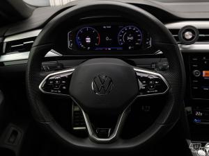 White Volkswagen Arteon 2021 in Kaunas, with an engine capacity of 2.00 L and mileage of 84 thousand km for 25972 €, photo 16 on AUTOMOTO.COM.LV