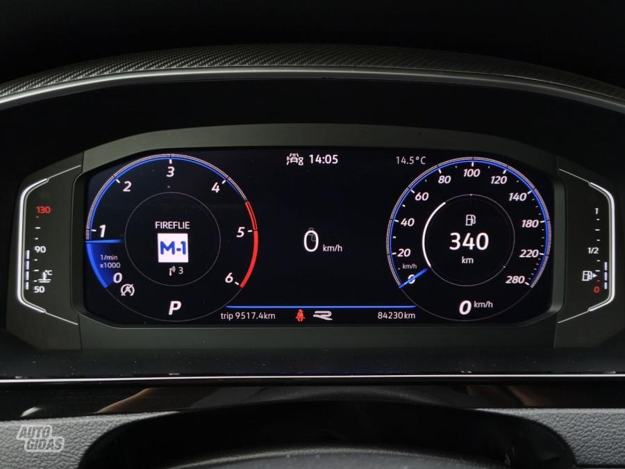 White Volkswagen Arteon 2021 in Kaunas, with an engine capacity of 2.00 L and mileage of 84 thousand km for 25972 €, photo 17 on AUTOMOTO.COM.LV