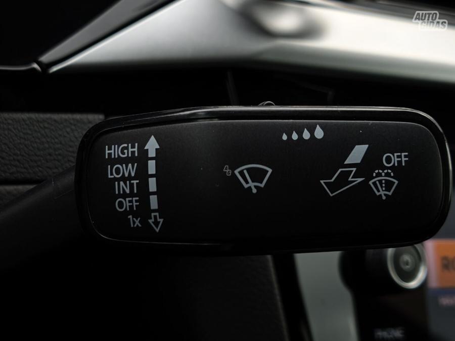 White Volkswagen Arteon 2021 in Kaunas, with an engine capacity of 2.00 L and mileage of 84 thousand km for 25972 €, photo 21 on AUTOMOTO.COM.LV
