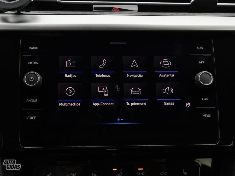 White Volkswagen Arteon 2021 in Kaunas, with an engine capacity of 2.00 L and mileage of 84 thousand km for 25972 €, photo 27 on AUTOMOTO.COM.LV