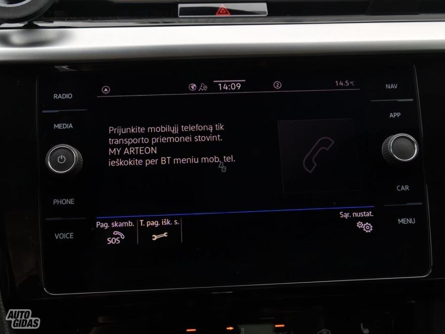 White Volkswagen Arteon 2021 in Kaunas, with an engine capacity of 2.00 L and mileage of 84 thousand km for 25972 €, photo 28 on AUTOMOTO.COM.LV