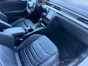 White Volkswagen Arteon 2022 in Viljandi, with an engine capacity of 2.00 L and mileage of 67 thousand km for 29890 €, photo 11 on AUTOMOTO.COM.LV