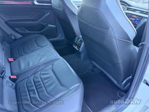 White Volkswagen Arteon 2022 in Viljandi, with an engine capacity of 2.00 L and mileage of 67 thousand km for 29890 €, photo 12 on AUTOMOTO.COM.LV