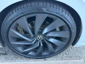 White Volkswagen Arteon 2022 in Viljandi, with an engine capacity of 2.00 L and mileage of 67 thousand km for 29890 €, photo 16 on AUTOMOTO.COM.LV