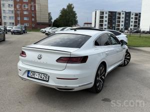White Volkswagen Arteon 2017 in Jelgava, with an engine capacity of 2.00 L and mileage of 0 thousand km for 17750 €, photo 5 on AUTOMOTO.COM.LV
