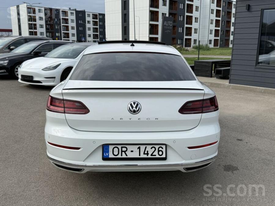 White Volkswagen Arteon 2017 in Jelgava, with an engine capacity of 2.00 L and mileage of 0 thousand km for 17750 €, photo 7 on AUTOMOTO.COM.LV