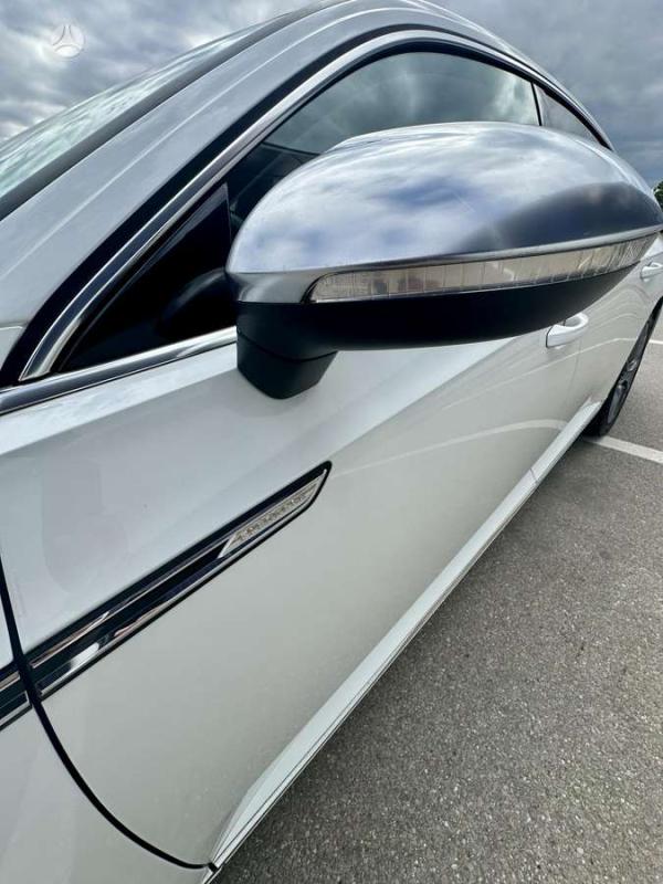 Balts Volkswagen Arteon 2018 Panevēža, ar dzinēja tilpumu 2.00 L un nobraukumu 154 tūkst. km par 21600 €, foto 7 vietnē AUTOMOTO.COM.LV