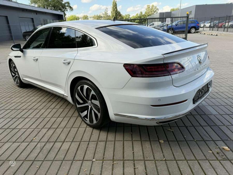 Balts Volkswagen Arteon 2018 Kauņa, ar dzinēja tilpumu 1.50 L un nobraukumu 210 tūkst. km par 15900 €, foto 5 vietnē AUTOMOTO.COM.LV