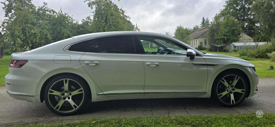Balts Volkswagen Arteon 2018 Viļņa, ar dzinēja tilpumu 1.98 L un nobraukumu 134 tūkst. km par 25000 €, foto 8 vietnē AUTOMOTO.COM.LV