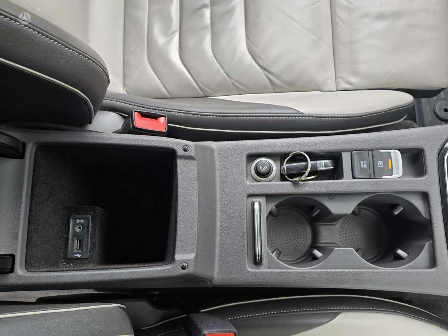 Balts Volkswagen Arteon 2018 Viļņa, ar dzinēja tilpumu 1.98 L un nobraukumu 134 tūkst. km par 25000 €, foto 17 vietnē AUTOMOTO.COM.LV