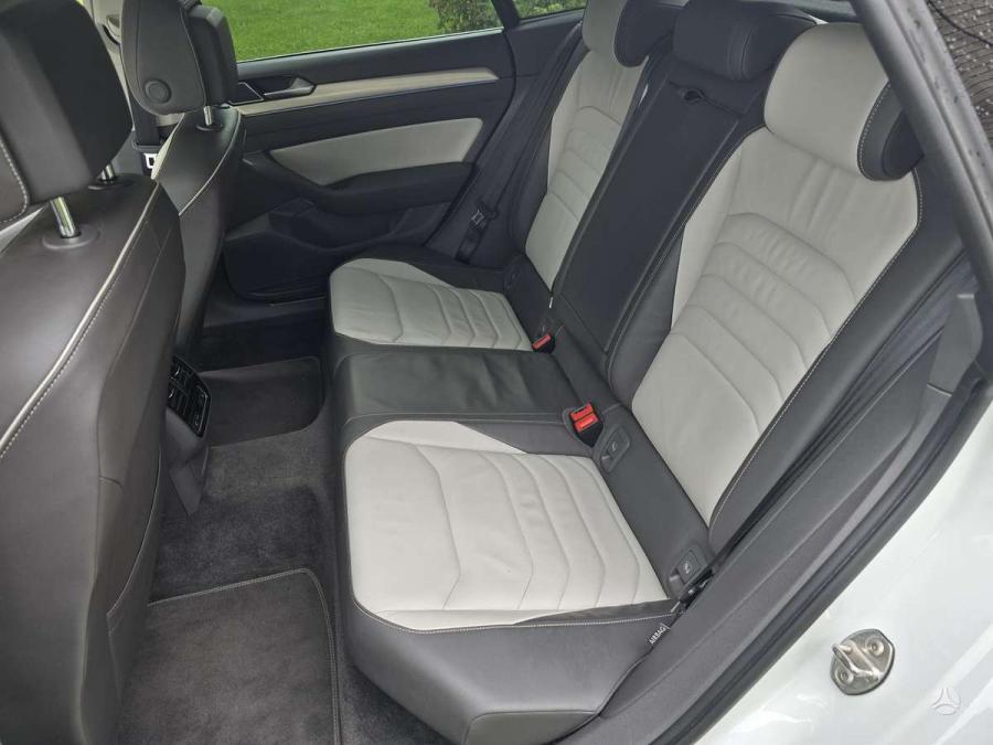 Balts Volkswagen Arteon 2018 Viļņa, ar dzinēja tilpumu 1.98 L un nobraukumu 134 tūkst. km par 25000 €, foto 21 vietnē AUTOMOTO.COM.LV