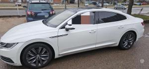 Balts Volkswagen Arteon 2018 Viļņa, ar dzinēja tilpumu 1.98 L un nobraukumu 134 tūkst. km par 25000 €, foto 25 vietnē AUTOMOTO.COM.LV