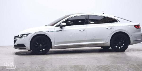 White Volkswagen Arteon 2019 in Aukstieji Rusokai, with an engine capacity of 2.00 L and mileage of 147 thousand km for 15900 €, photo 6 on AUTOMOTO.COM.LV