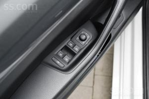 Balts Volkswagen Arteon 2020 Rīga, ar dzinēja tilpumu 2.00 L un nobraukumu 84 tūkst. km par 22850 €, foto 9 vietnē AUTOMOTO.COM.LV