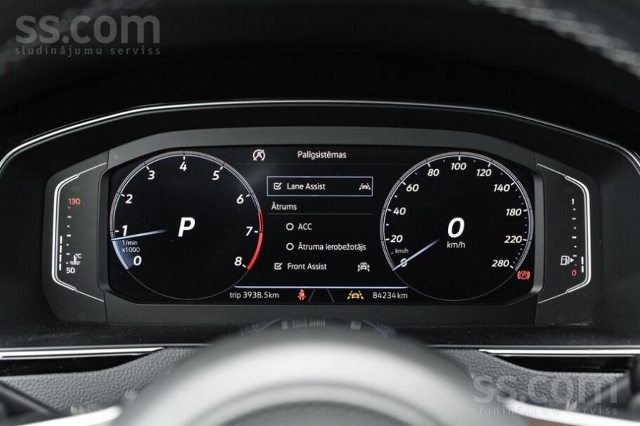 Balts Volkswagen Arteon 2020 Rīga, ar dzinēja tilpumu 2.00 L un nobraukumu 84 tūkst. km par 22850 €, foto 13 vietnē AUTOMOTO.COM.LV