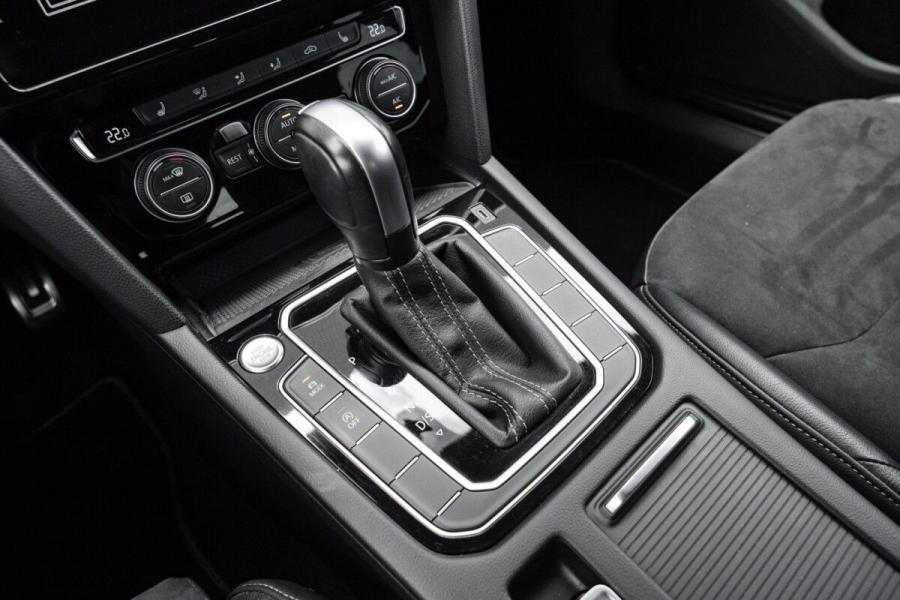 Balts Volkswagen Arteon 2020 Mārupe, ar dzinēja tilpumu 2.00 L un nobraukumu 84 tūkst. km par 22850 €, foto 24 vietnē AUTOMOTO.COM.LV