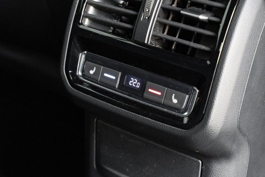 Balts Volkswagen Arteon 2020 Mārupe, ar dzinēja tilpumu 2.00 L un nobraukumu 84 tūkst. km par 22850 €, foto 26 vietnē AUTOMOTO.COM.LV