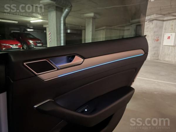 Balts Volkswagen Arteon 2020 Rīga, ar dzinēja tilpumu 2.00 L un nobraukumu 131 tūkst. km par 22999 €, foto 9 vietnē AUTOMOTO.COM.LV