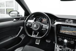 White Volkswagen Arteon 2020 in Riga, with an engine capacity of 2.00 L and mileage of 132 thousand km for 20650 €, photo 33 on AUTOMOTO.COM.LV