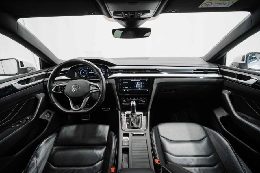 Balts Volkswagen Arteon 2022 Tallina, ar dzinēja tilpumu 1.40 L un nobraukumu 98 tūkst. km par 29900 €, foto 10 vietnē AUTOMOTO.COM.LV
