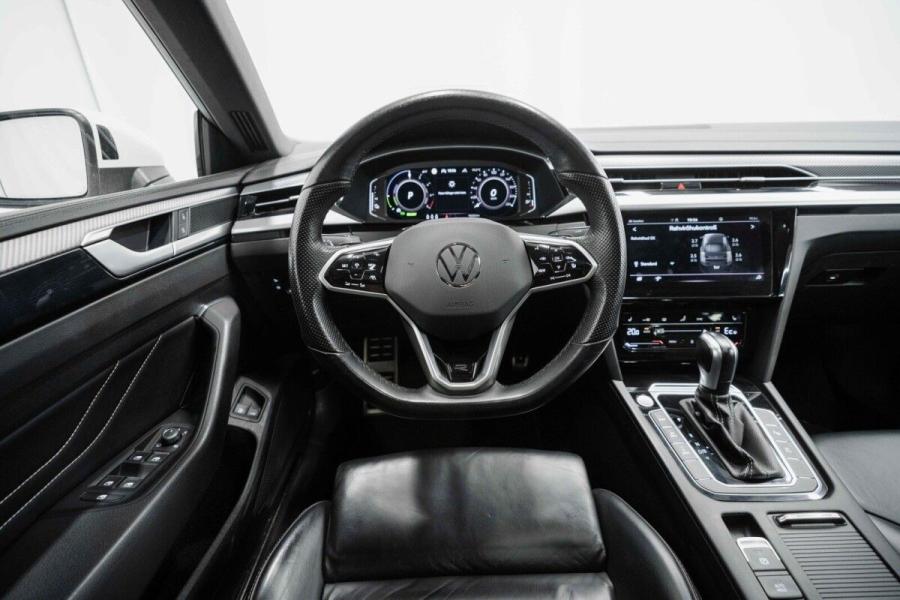 Balts Volkswagen Arteon 2022 Tallina, ar dzinēja tilpumu 1.40 L un nobraukumu 98 tūkst. km par 29900 €, foto 11 vietnē AUTOMOTO.COM.LV