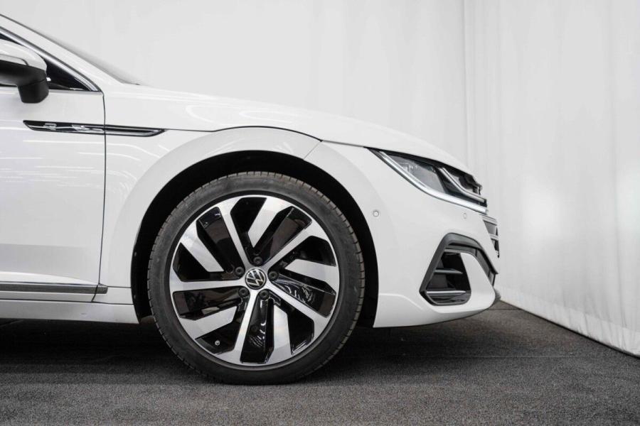 Balts Volkswagen Arteon 2022 Tallina, ar dzinēja tilpumu 1.40 L un nobraukumu 98 tūkst. km par 29900 €, foto 17 vietnē AUTOMOTO.COM.LV